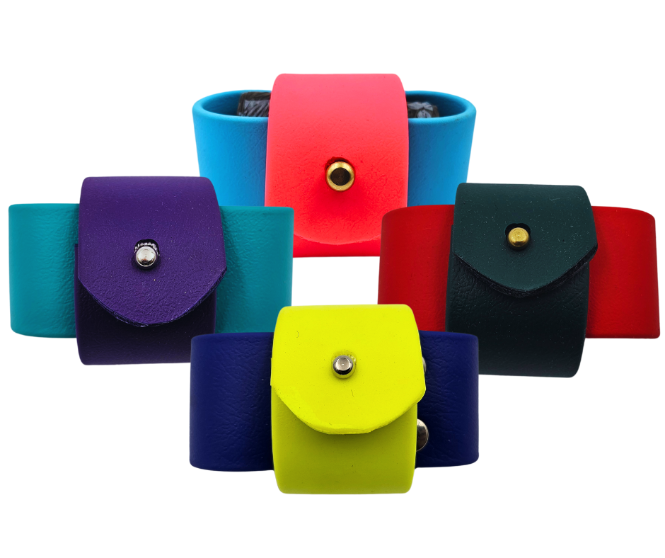 BioThane Poop Bag Holder – Collar & Ruff
